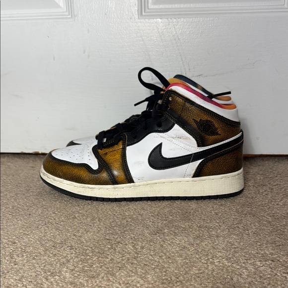 Nike | Shoes | Nike Air Jordan Mid Se | Poshmark
